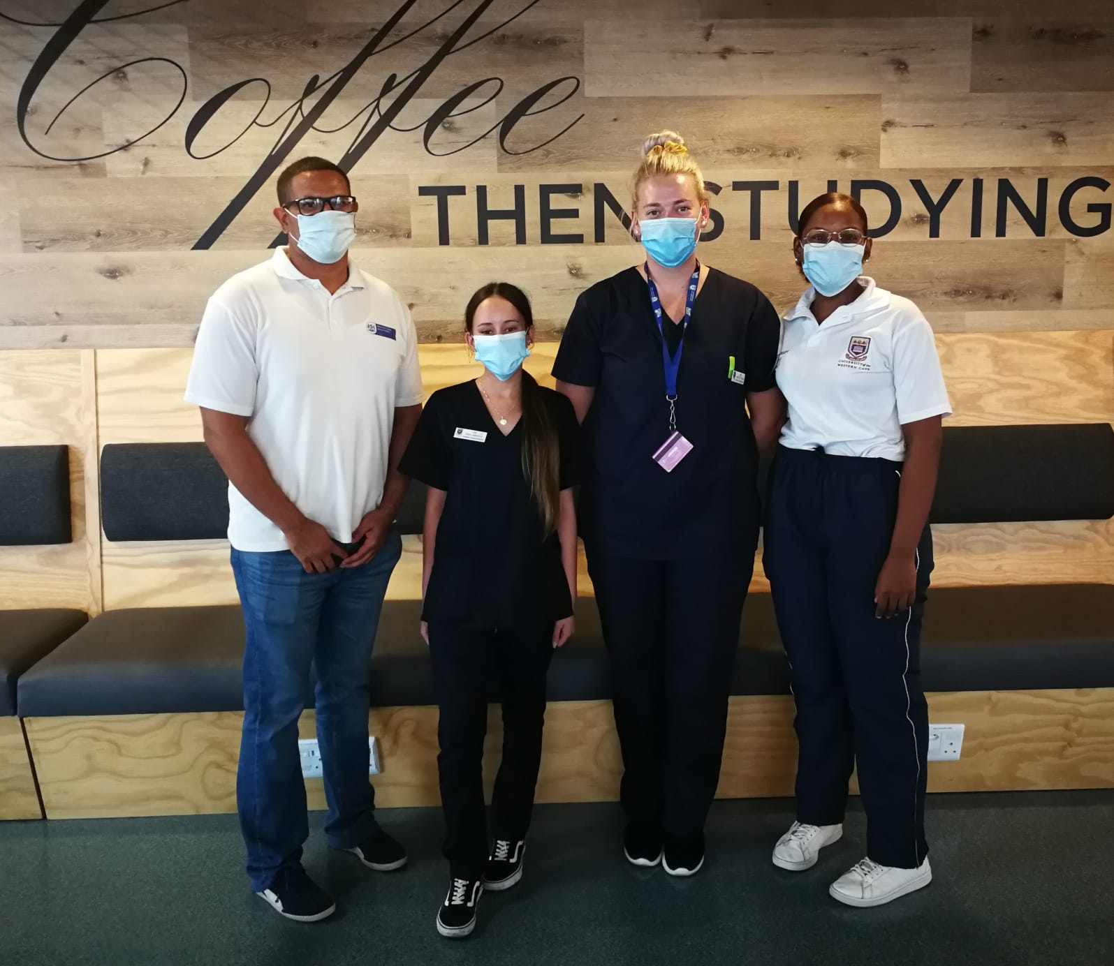 3 students receive bursaries from WC Department of Health – UWC ...